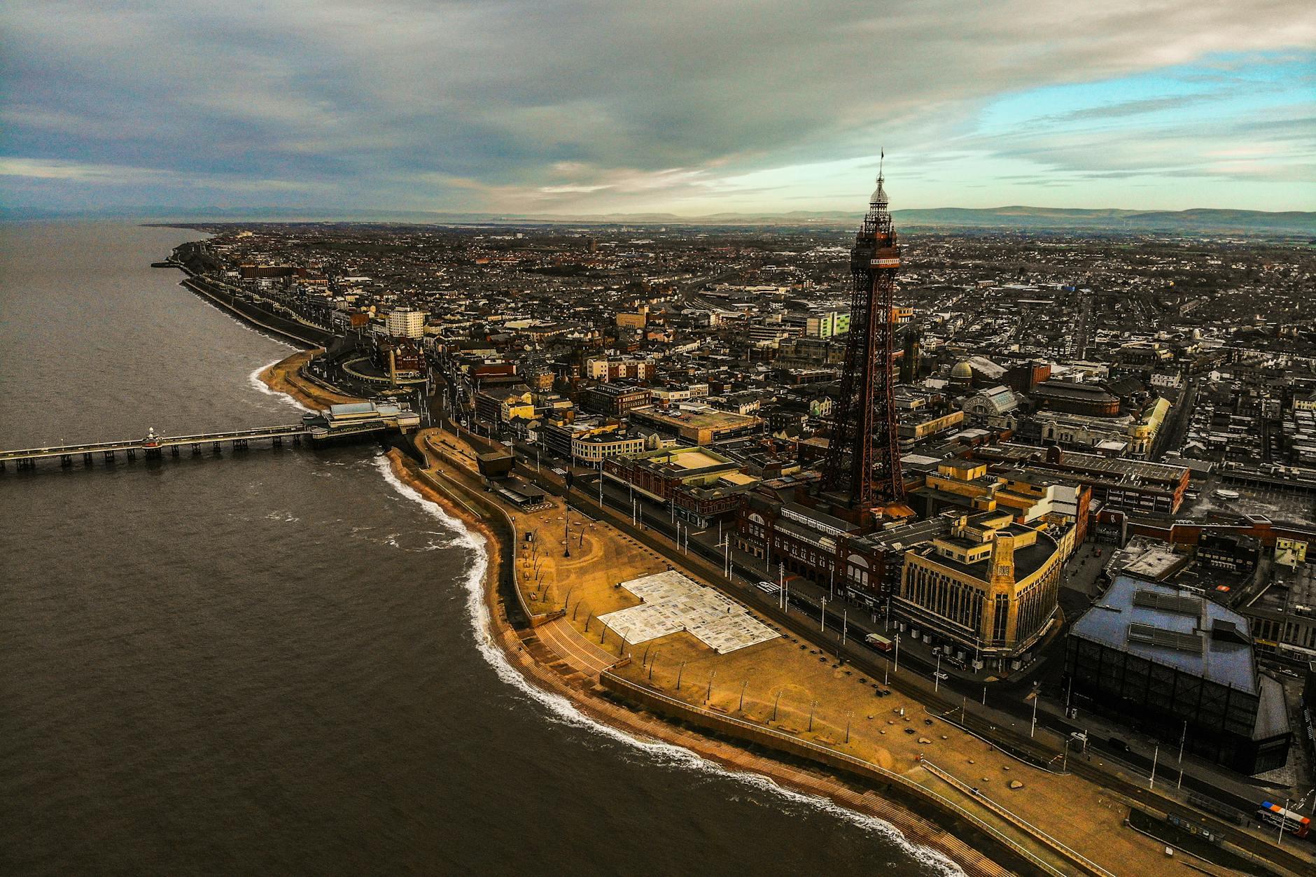 Gay Blackpool Guide 2026: Best Bars, Clubs, Hotels & Pride Events | GayOut